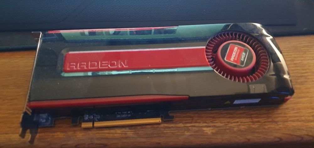 AMD Radeon HD 7950 GPU | Kaufen auf Ricardo