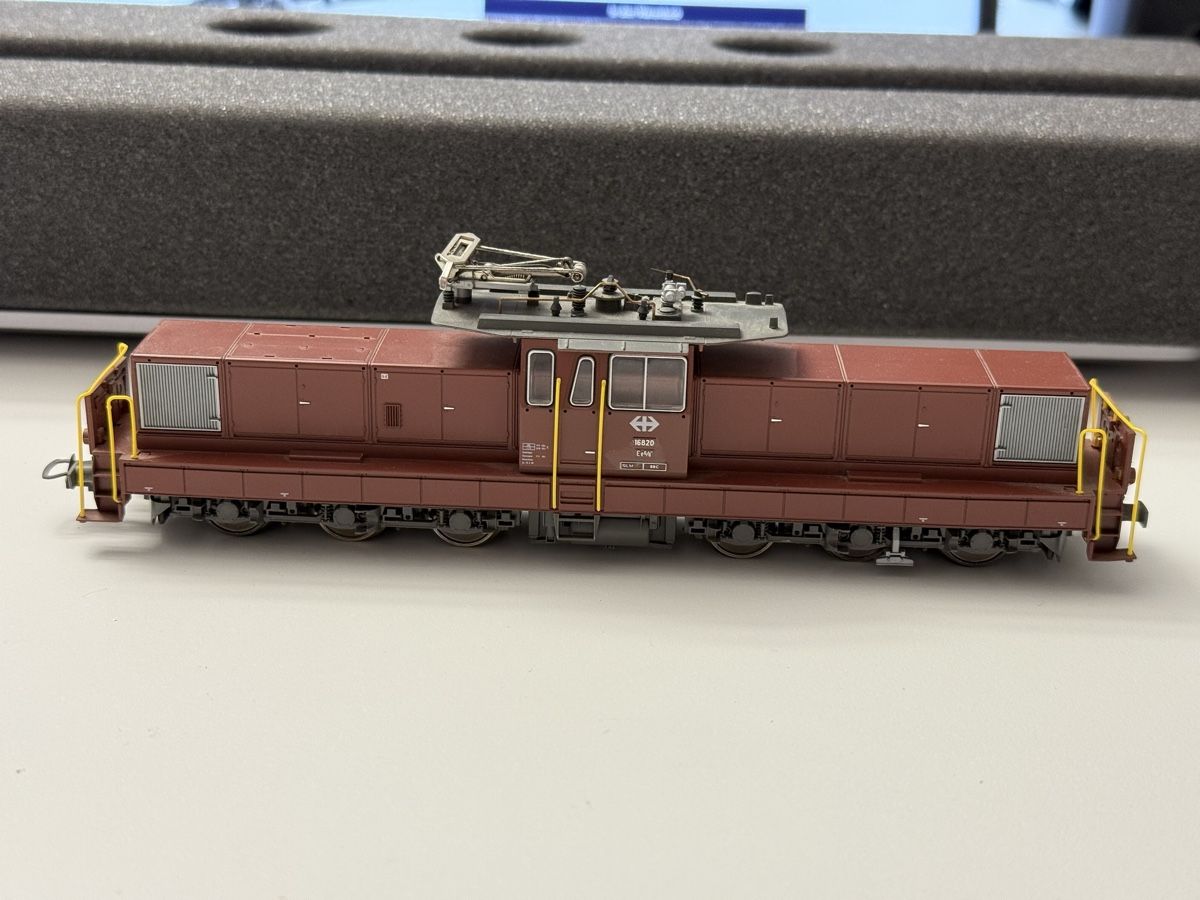 Hobbytrain SBB Ee 6/6 Elektro-Rangierlok /DC HO (Defekt) in Jonschwil ...
