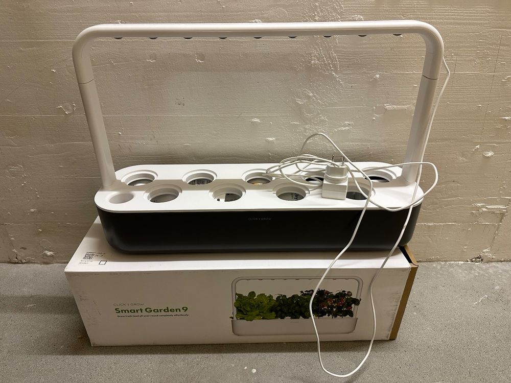Click and Grow Smart Garden 9 (Gebraucht) in Zürich für CHF 120 – mit ...