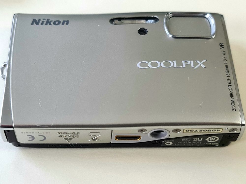 Nikon Coolpix S51 - 8.1 MP - OVP & Komplett - Retro Digicam (Gebraucht ...