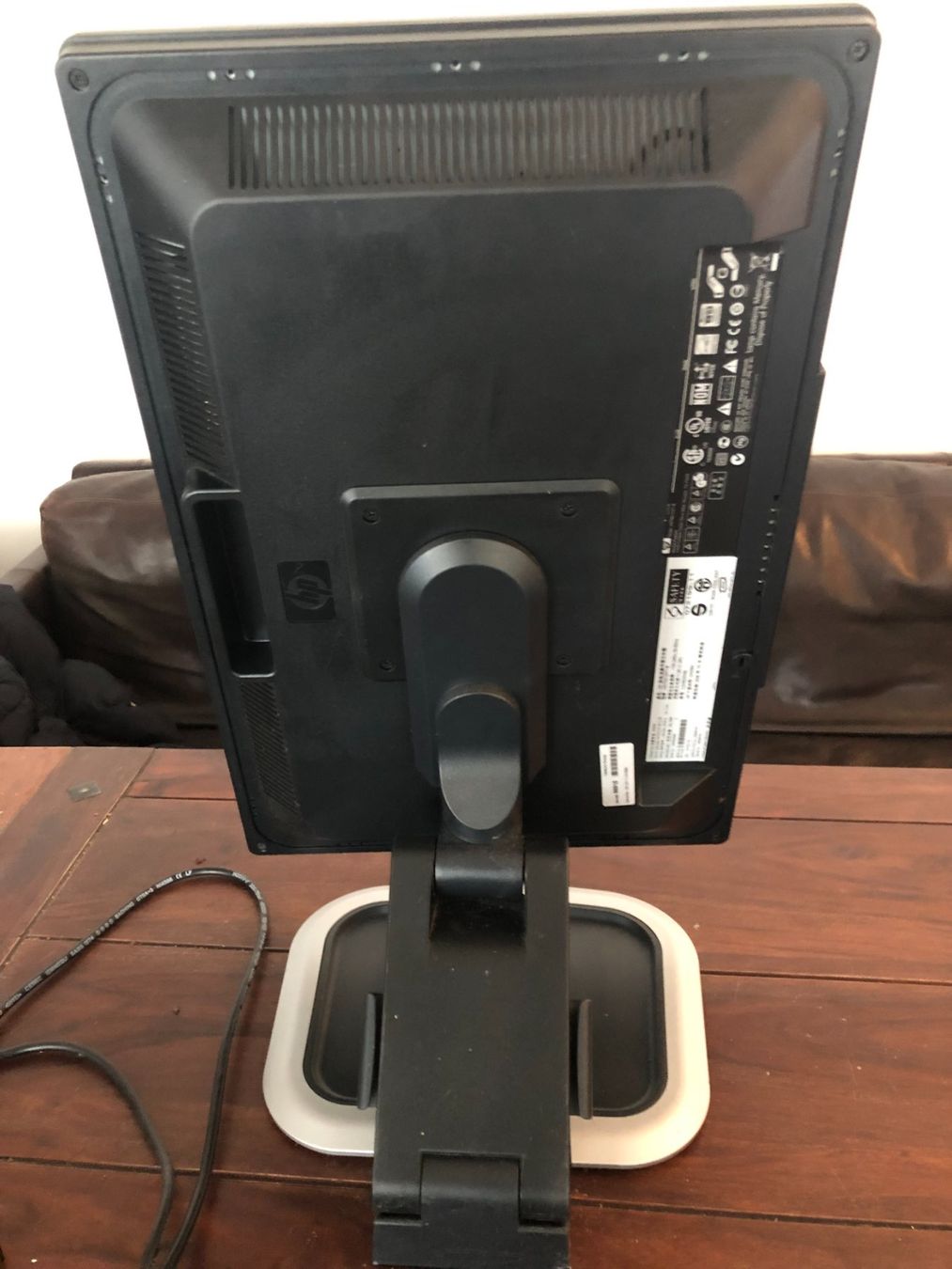 HP-Monitor, L2245w, 22-Zoll, dreh-/schwenkbar, guter Zustand (Gebraucht ...
