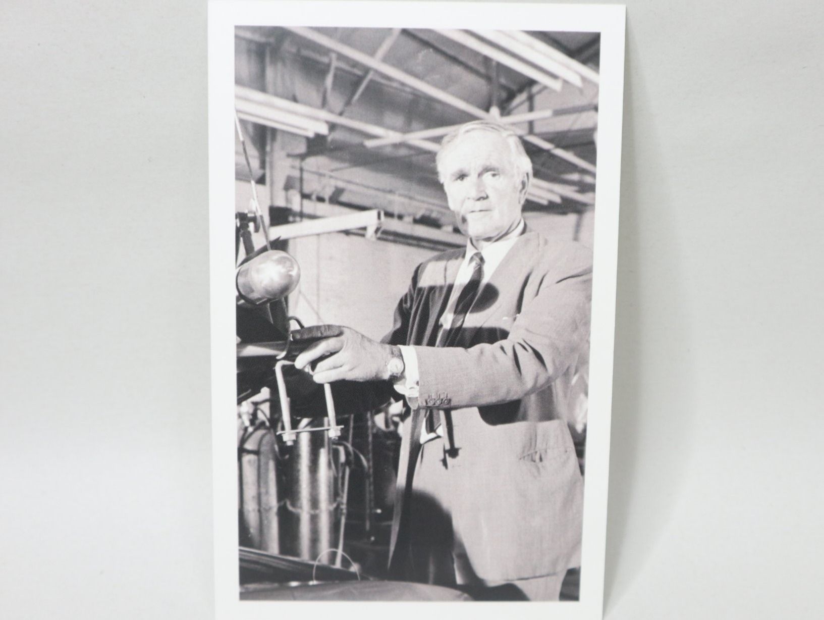 AK 007 James Bond Desmond as Q in Diamonds are Forever (Neu (gemäss ...