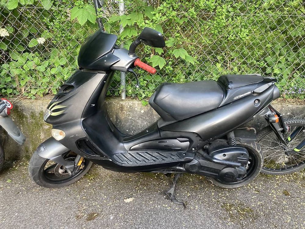 Aprilia sr50 Ditech / 50ccm (Gebraucht) in Nidau für CHF 299 – nur ...