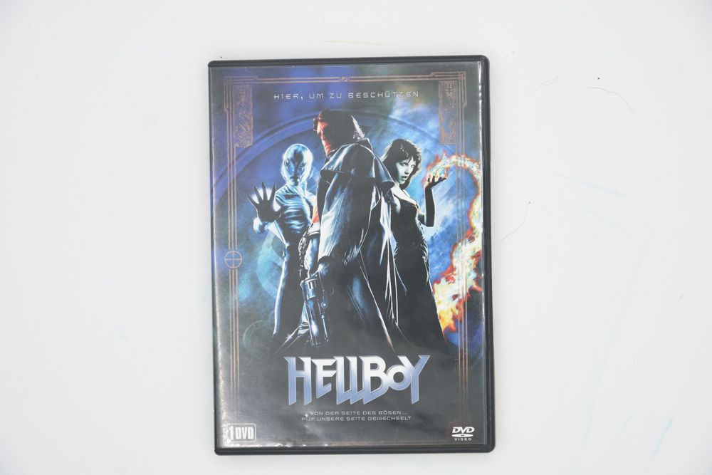 Hellboy - Single Disc DVD (Gebraucht) in Forch für CHF 0.4 – mit ...