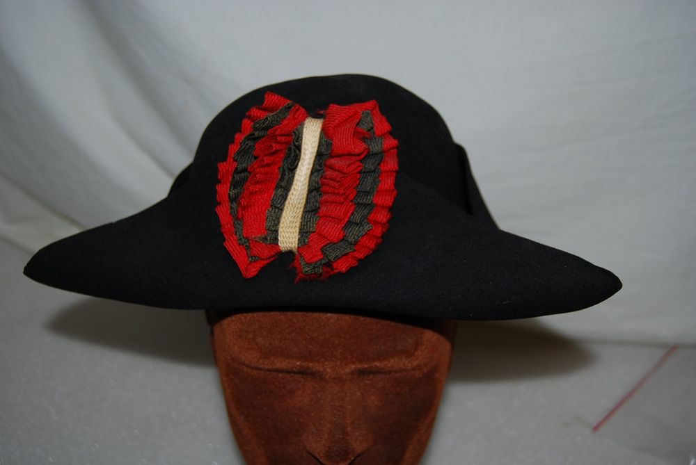 Uniform Hut 3 Spitz min.100 Järig Grösse 56 keine Löcher (Gebraucht) in ...