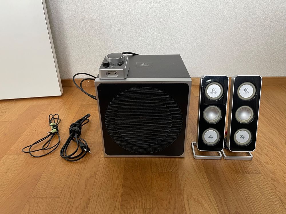 Logitech Z4 Lautsprecher Subwoofer Set Gebraucht In Luzern Für Chf 49 Mit Lieferung Auf