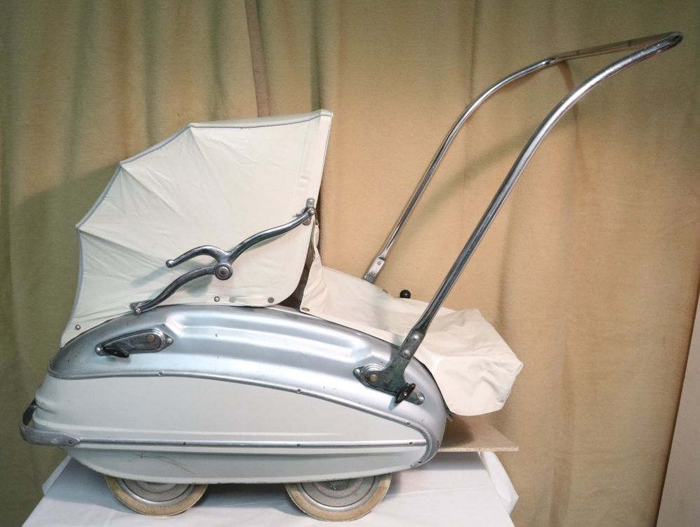 50's Helvetia DeLuxe Kinderwagen (Gebraucht) in Eschenbach SG für CHF ...