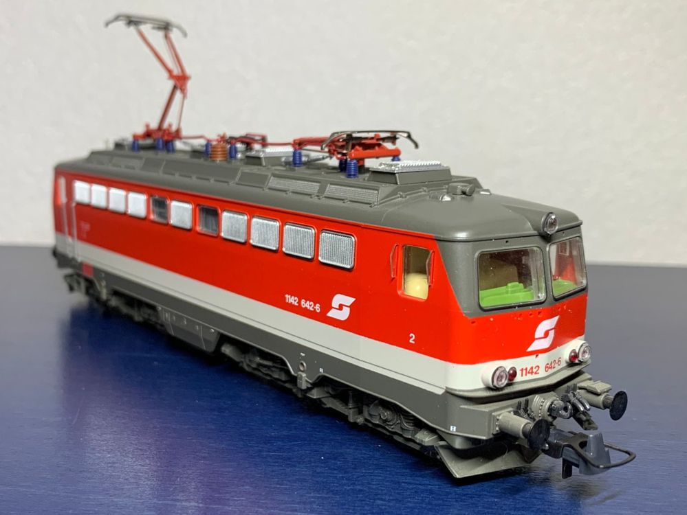 Rh 1142 642-6 der ÖBB Valousek Design, (hellgrau/grau/rot) | Kaufen auf ...