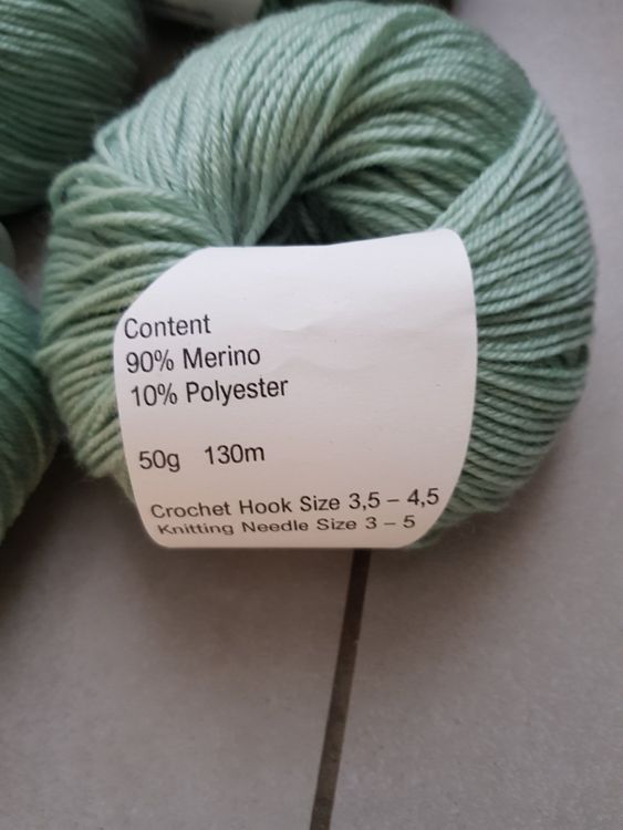 Merino Wolle 90% Merino 10% Polyester 10 Knäuel (Neu und ...