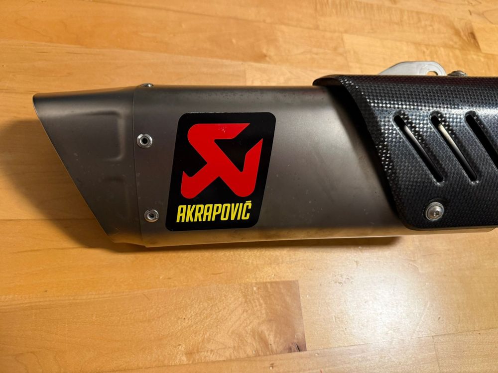 Yamaha R6 Rj27 Akrapovic Auspuff S-Y6SO12-HAPT (Gebraucht) in ...