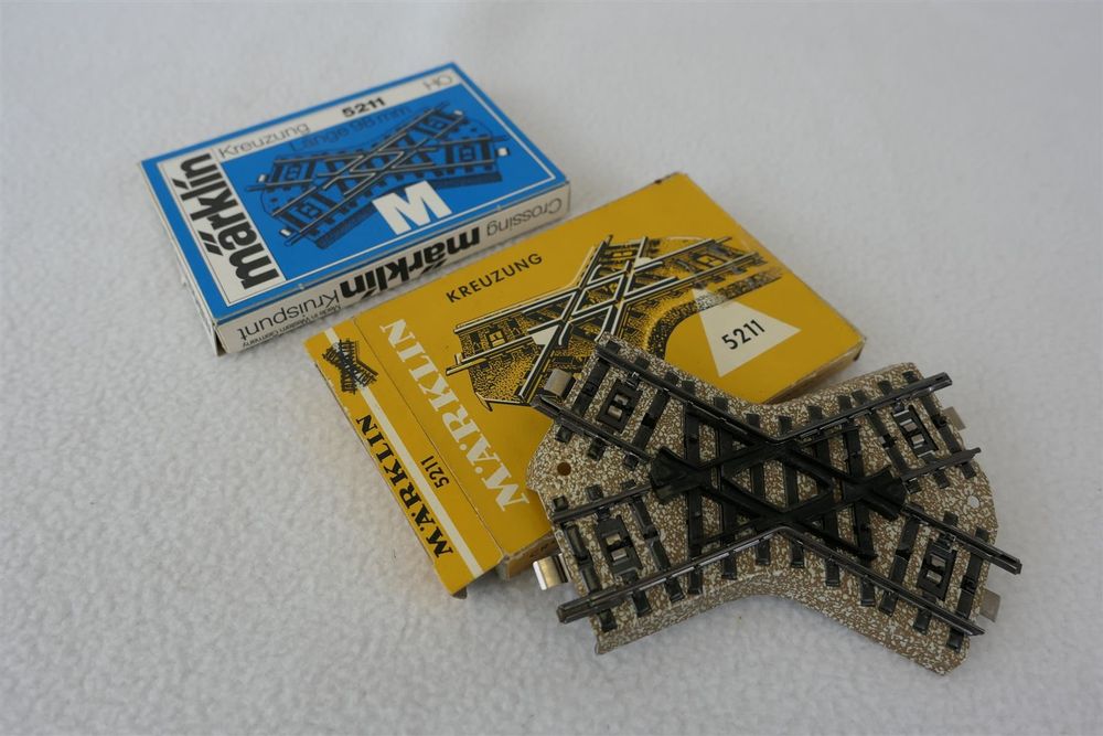 Märklin Kreuzungen Typ 5211, 2 Stück | Kaufen auf Ricardo