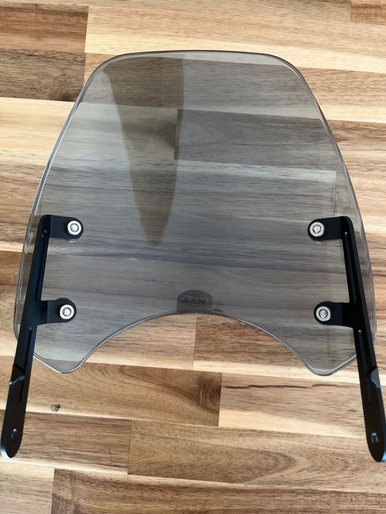 Dart fly screen for Triumph T120 (Gebraucht) in Corseaux für CHF 25 ...