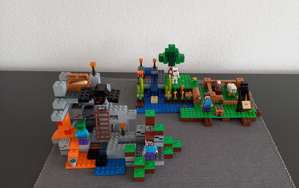 Lego Minecraft 21113 und 21114 (Gebraucht) in Emmenbrücke für CHF 40 ...