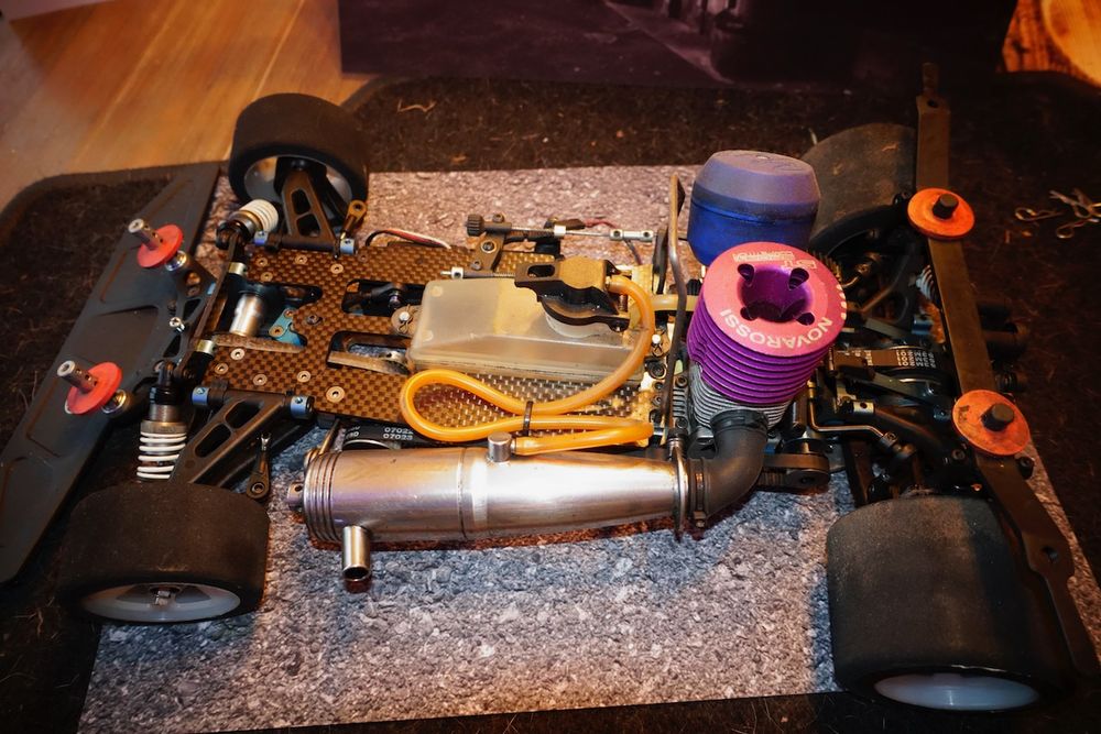 Shepherd Velox V8 1/8 Flachbahner Nitro | Kaufen auf Ricardo