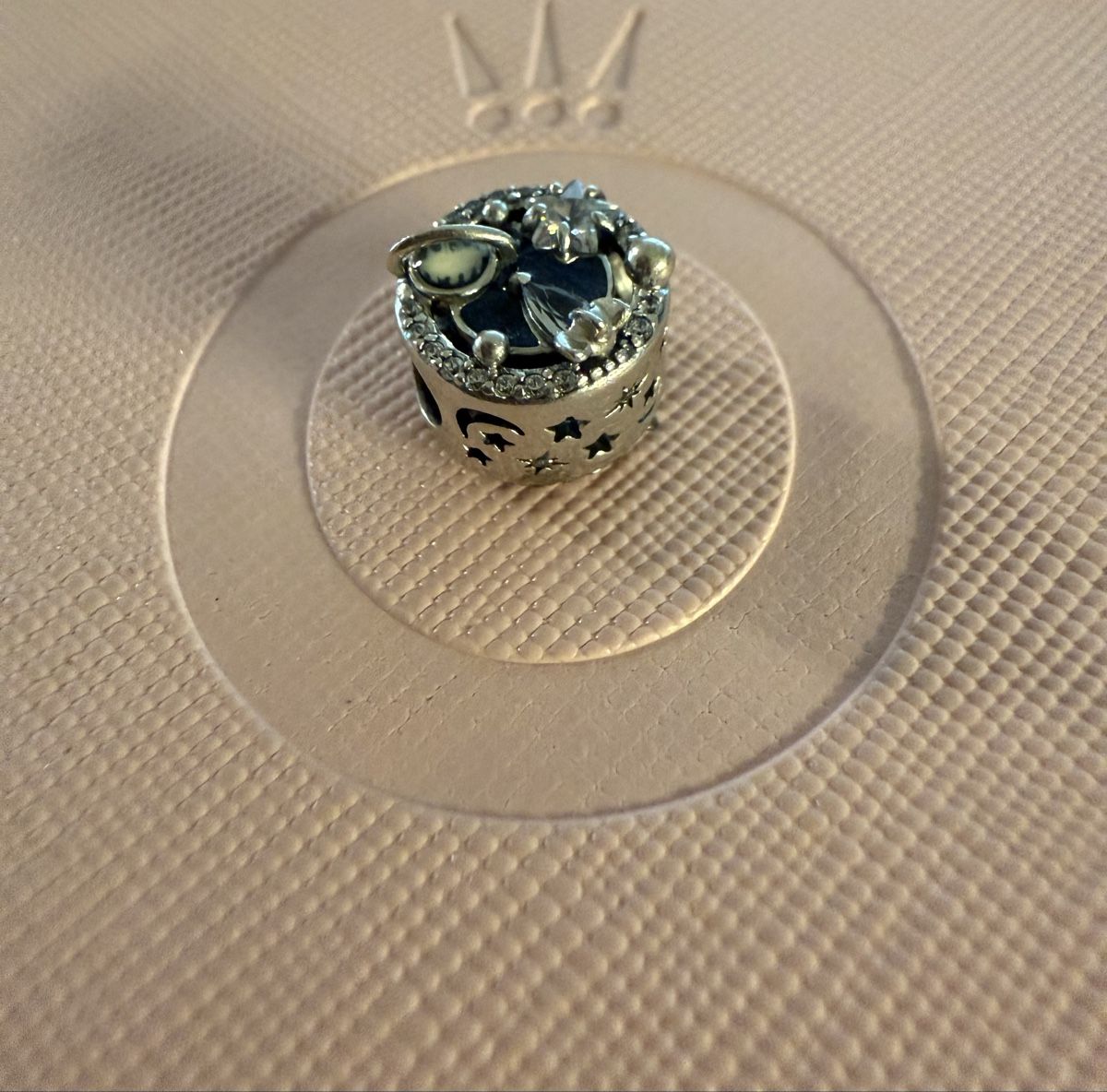 🪐 Pandora Charm – Weltall / Planet Saturn (Gebraucht) in Aadorf für CHF ...