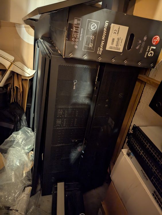 IBM 25U server rack cabinet (Gebraucht) in Glattbrugg für CHF 2 – nur ...