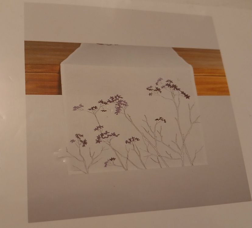 Weisser Dekostoff Lavendel, neu (Neu und originalverpackt) in Spreitenbach für CHF 6.9 – mit ...