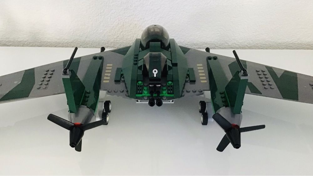 Lego 7683 Indiana Jones Kampf im Nurflügler - Superselten!! (Gebraucht ...