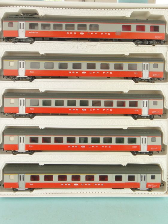 Liliput 885 Swiss Express Set (Gebraucht) in Bülach für CHF 170 – mit Lieferung auf Ricardo kaufen