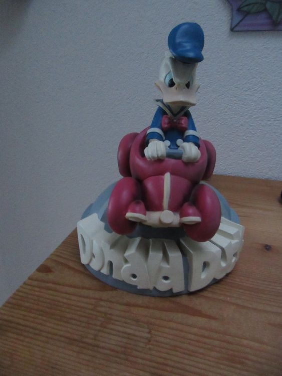 Donald Duck Figur im Auto (Neu (gemäss Beschreibung)) in Mels für CHF ...