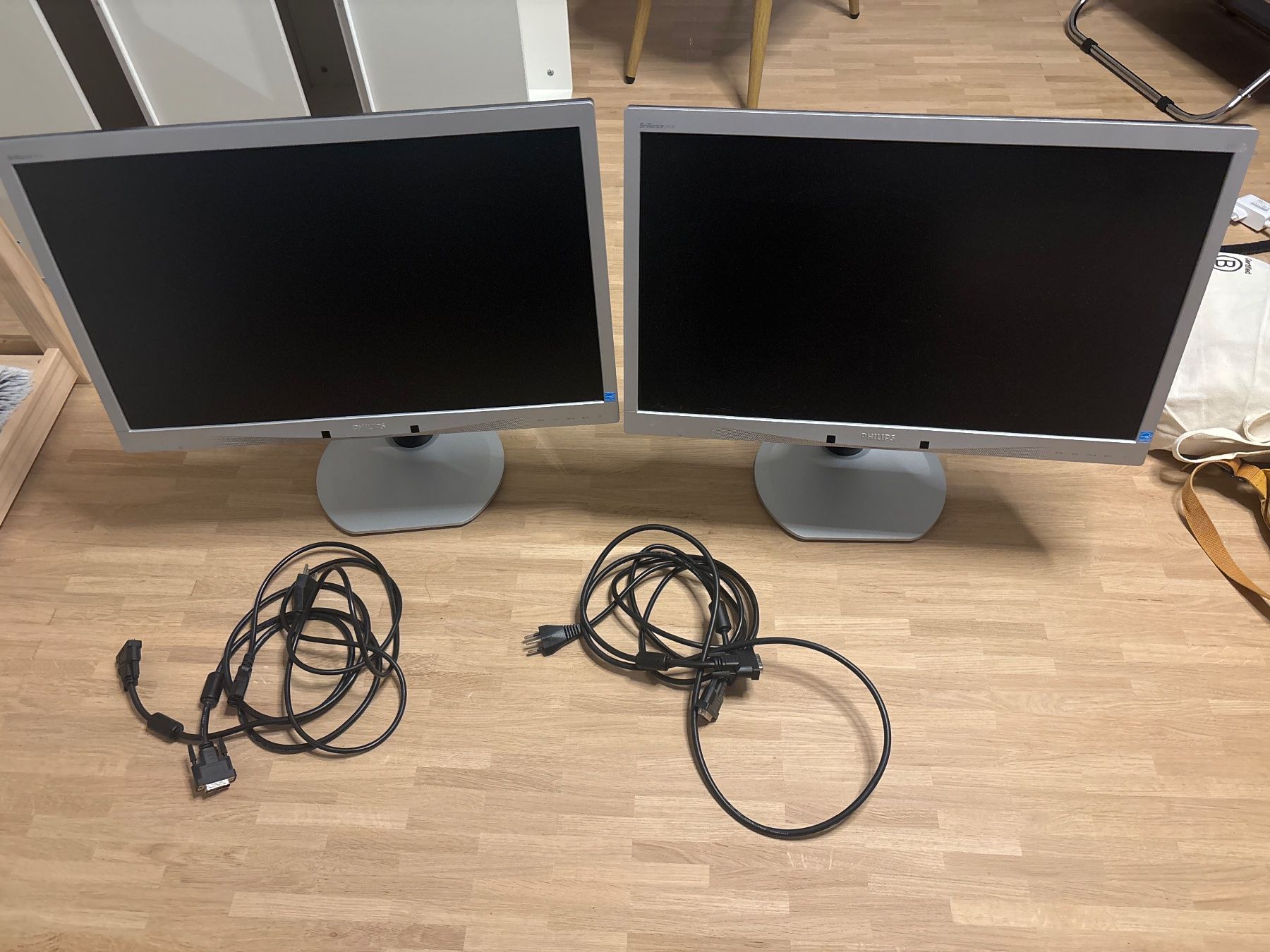 2x Philips Briliance 241B Monitor 24 Zoll (Gebraucht) in Bern für CHF ...