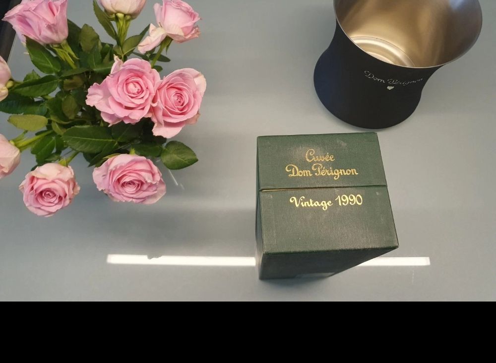 Dom Pérignon Vintage 1990 – Flasche + Original Versiegelt (Neu und ...