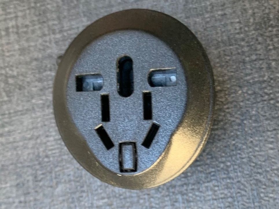 Reiseadapter Strom weltweit Swiss travel products | Kaufen auf Ricardo