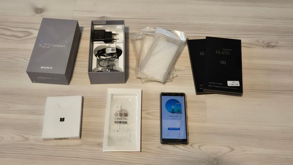 SONY XPERIA XZ2 Compact (Neu (gemäss Beschreibung)) in Fehraltorf für ...