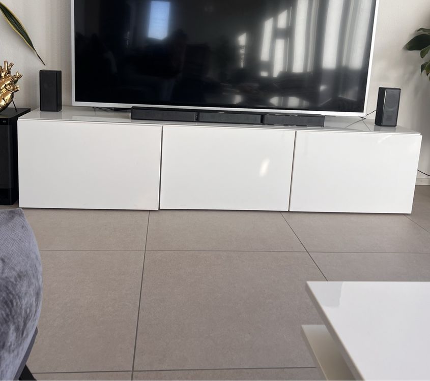 IKEA BESTA TV-Lowboard WEISS mit Glasplatte 180cm (Gebraucht) in Basel ...