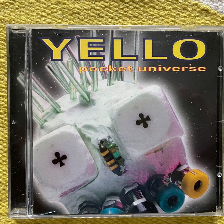YELLO-POCKET UNIVERSE (D'occasion) à Rorschacherberg pour CHF 2.9 ...
