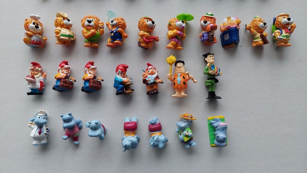 Verkauf Von Uberraschungseier Figuren