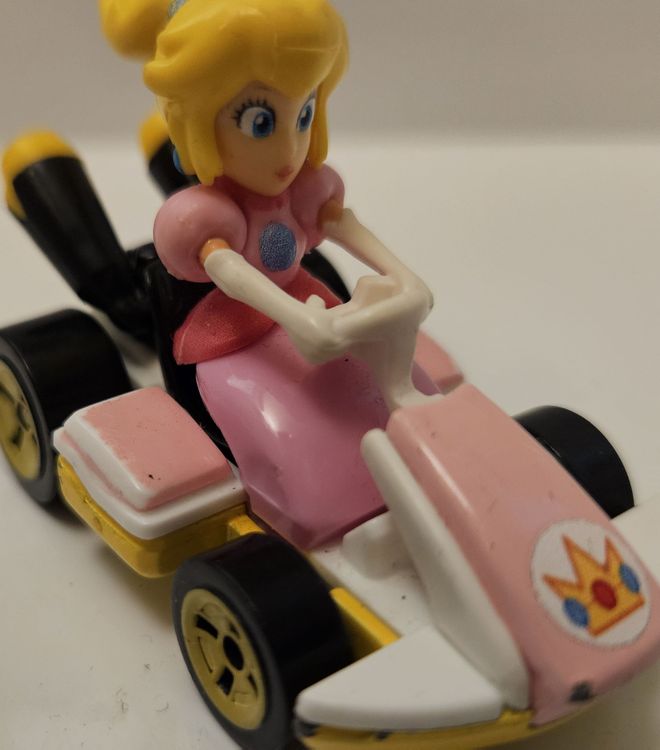 Princess Peach Mario Kart Spielfigur Auto Hot Wheels (Gebraucht) in ...