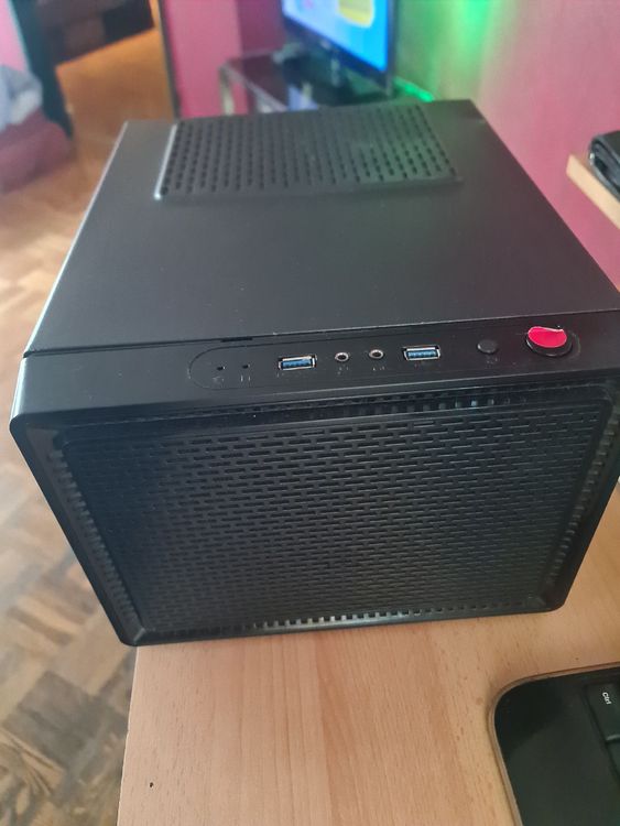 Mini-ITX PC Gehäuse - Kompakt (Gebraucht) in Zürich für CHF 1 – nur ...