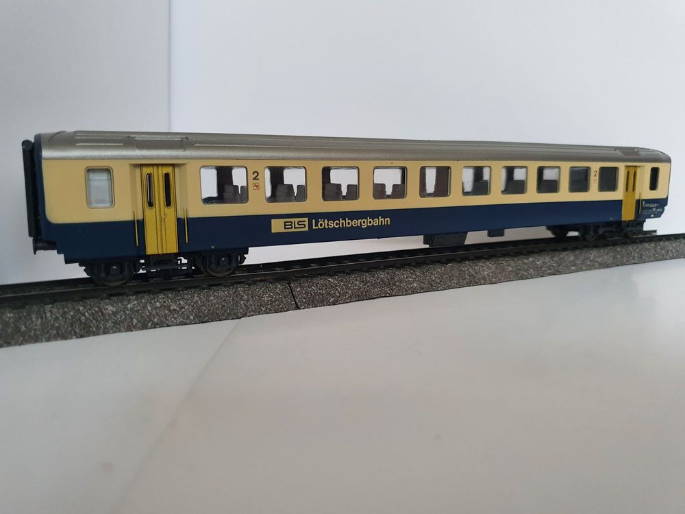 Reisezugwagen 2. Kl. der Lötschbergbahn (BLS) / 1:87 / KK (Neu und originalverpackt) in Zürich ...
