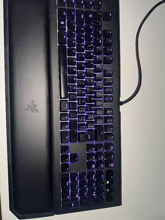 Razer Black Widow V2 Chroma (Gebraucht) in Würenlos für CHF 20 – nur ...