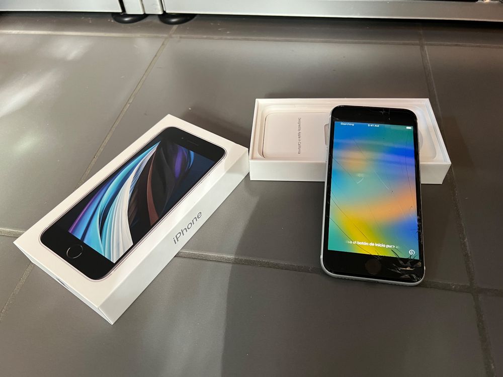 iPhone SE (Gebraucht) in Stäfa für CHF 73 – nur Abholung auf Ricardo kaufen