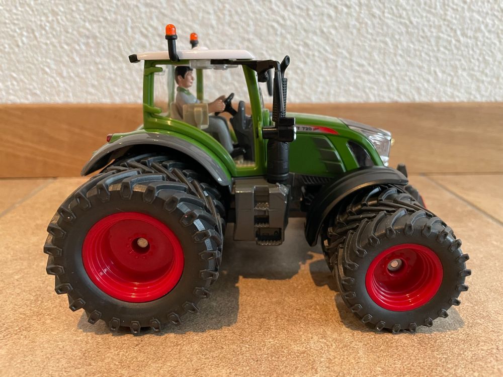 SIKU Fendt 720 Vario (Neu und originalverpackt) in Kreuzlingen für CHF ...