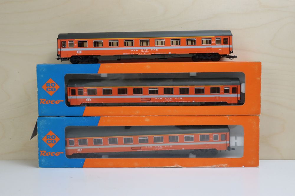 ROCO 3 x SBB Personenwagen H0 Schnellzug (Gebraucht) in Winterthur für ...