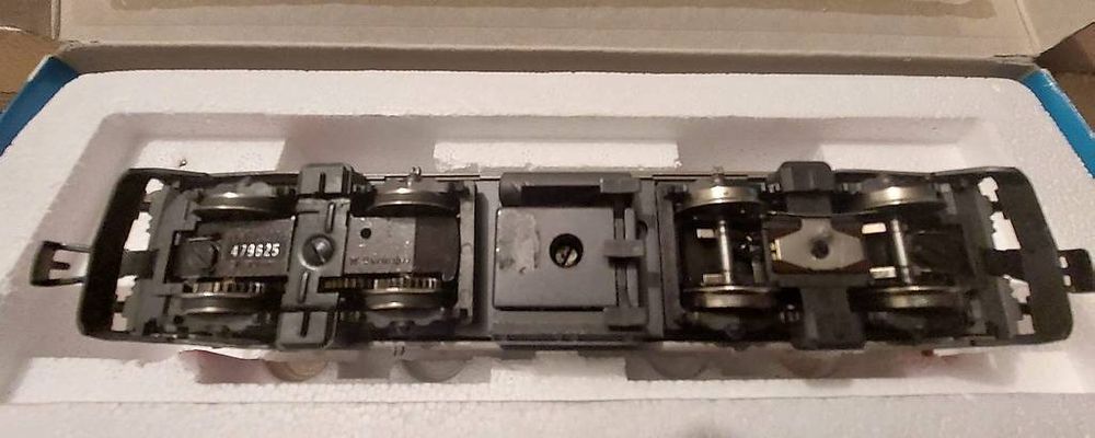 Märklin Hamo H0 10102 E-Lok Re 4/4, 446 SBB analog DC (Neu (gemäss ...