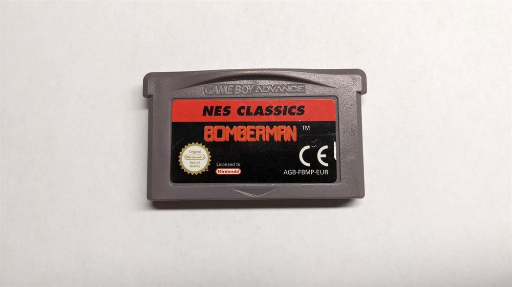 NES Classics: Bomberman - Game Boy Advance | Kaufen auf Ricardo