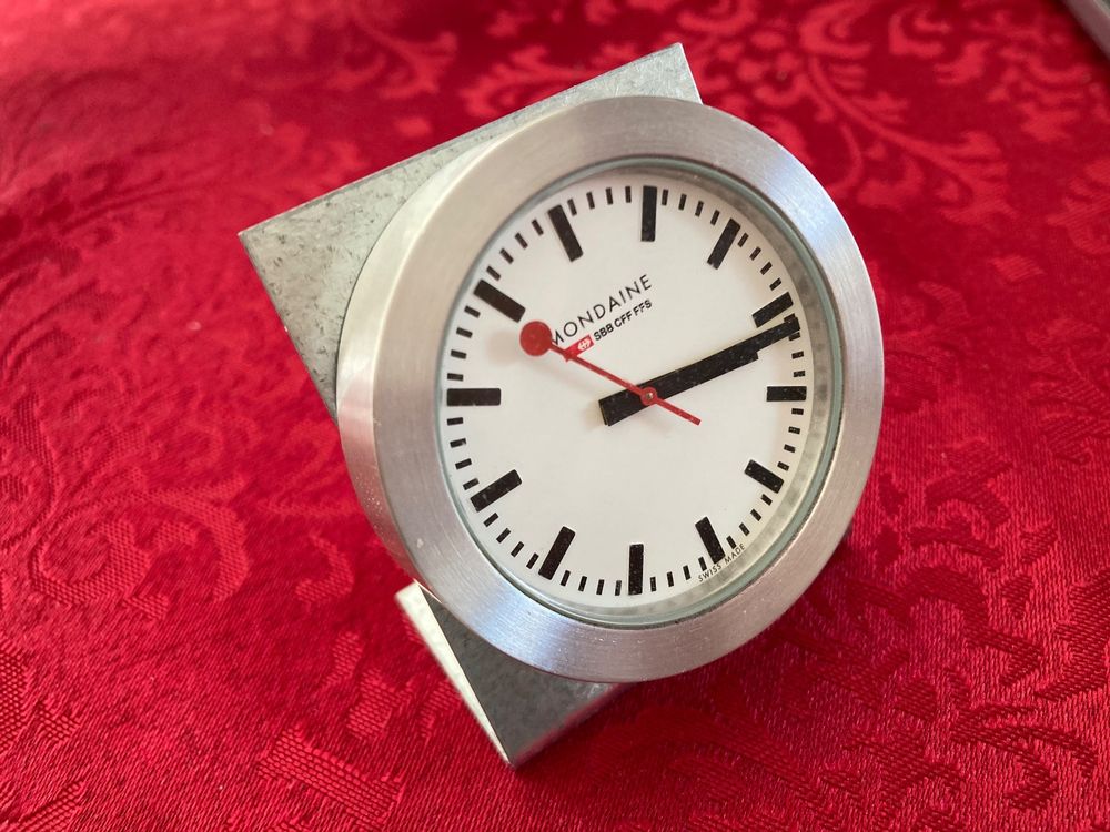 Mondaine SBB Bahnhofsuhr "MAGNET WANDUHR" 5cm, NP 199.- (Gebraucht) in ...