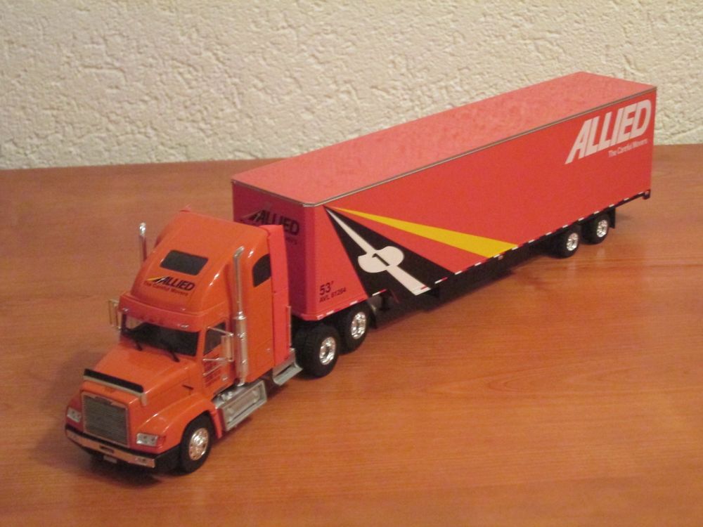 FREIGHTLINER FLD 112 semi-remorque 1/43 (Neu und originalverpackt) in ...