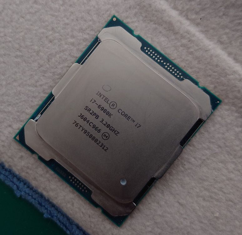 Intel Core i7-6900k (Gebraucht) in Murten für CHF 74 – mit Lieferung ...