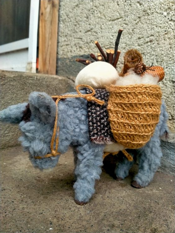 Esel beladen Tier Krippe- Figur Weihnacht Deko Fell Stoff (Gebraucht ...