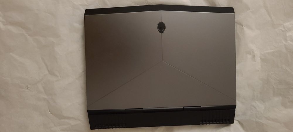 Alienware Gaming Laptop 13 R3 | Kaufen auf Ricardo