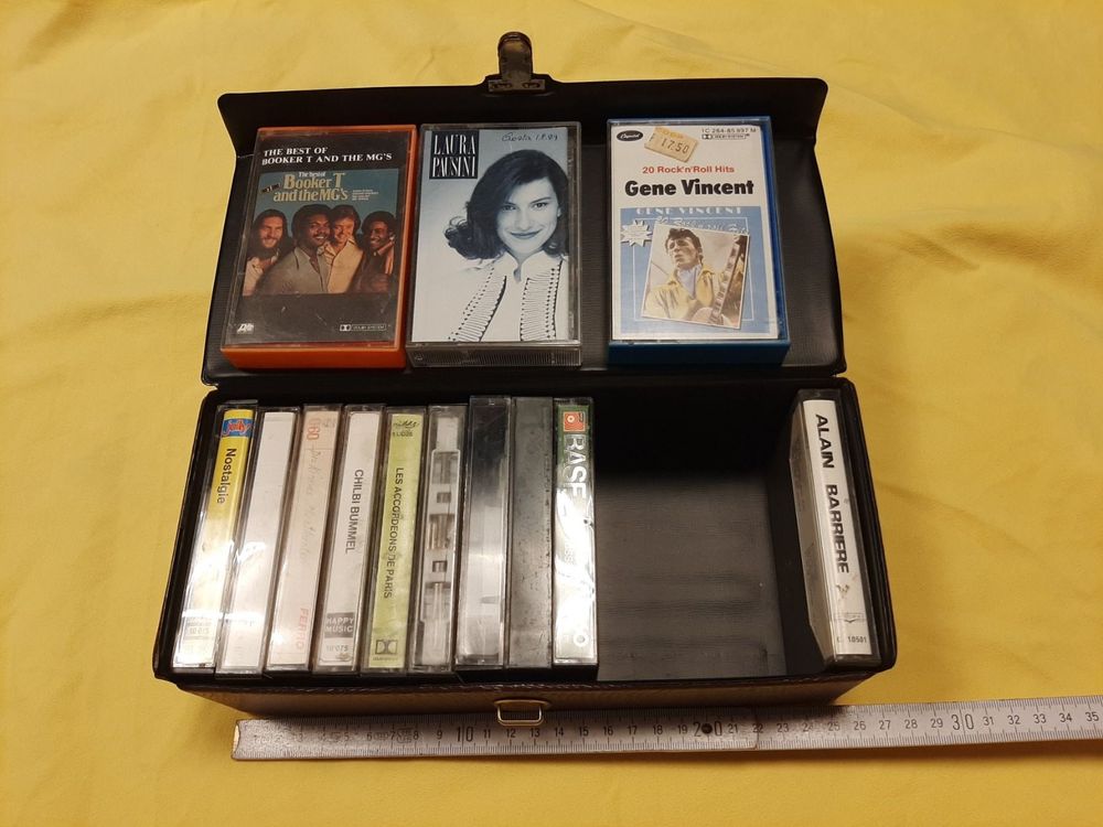 Boîte box à cassettes audio vintage | Kaufen auf Ricardo