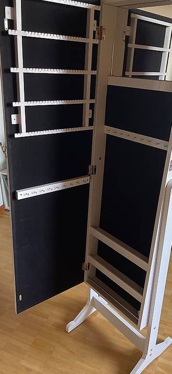 Stand-Spiegel mit Schmukschrank (Gebraucht) in Stetten AG für CHF 25 – nur Abholung auf Ricardo ...