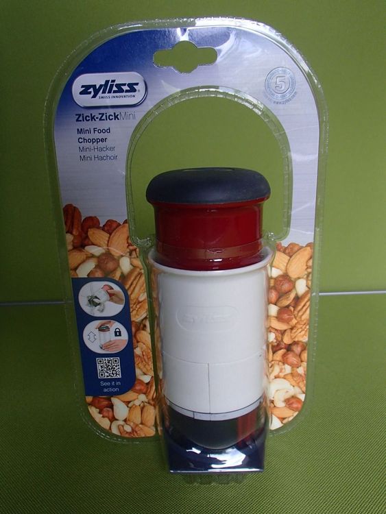 neuer ZYLISS Zick Zack Mini Hacker für Zwiebeln, Nüsse ect. (Nuovo e ...