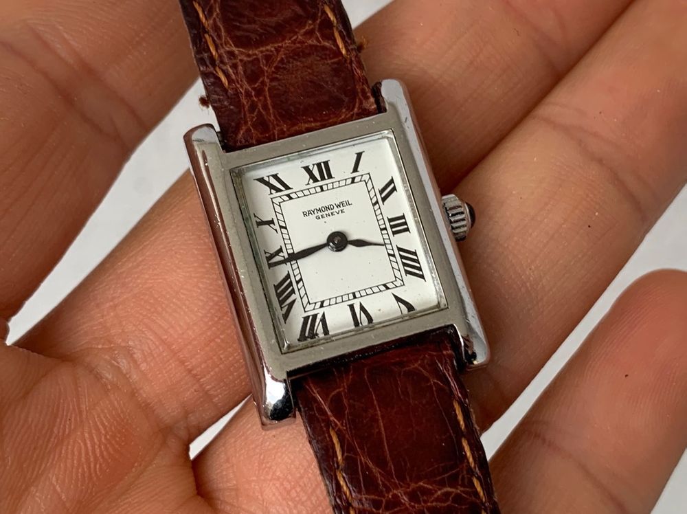 RAYMOND WEIL Tank mécanique femme / Damenuhr Handaufzug (Gebraucht) in Biel/Bienne für CHF 130 ...