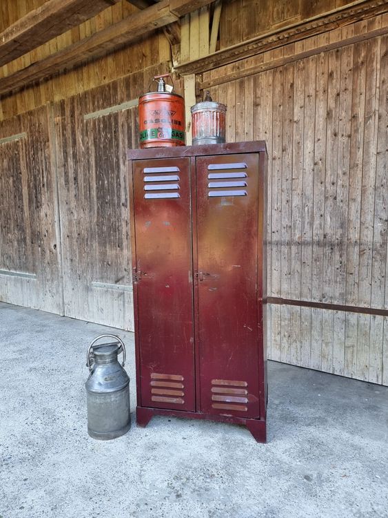Alter Spind, Vinatge Spind Metallschrank (Gebraucht) in Wangen ZH für ...